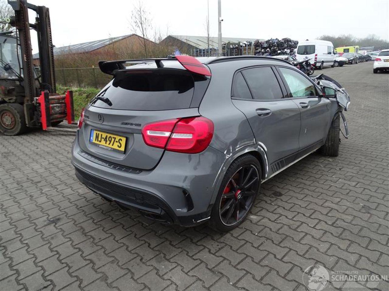 demontage Mercedes GLA 45 AMG Turbo 16V - schadeautos.nl