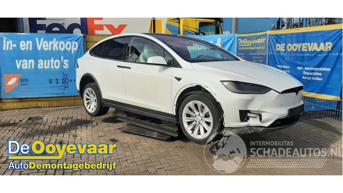 demontage Tesla Model X Model X, SUV, 2013 / 2026 P100D - schadeautos.nl
