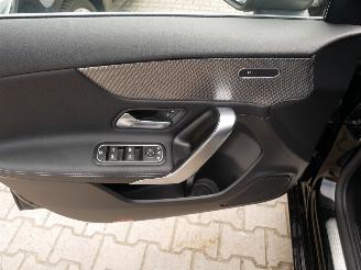 uszkodzony Mercedes A-klasse A 180 PROGRESSIVE - schadeautos.nl